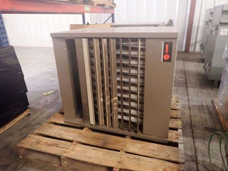 Trane 250000 BTU Natural Gas High Output Heater - Yellow Tag Auctions