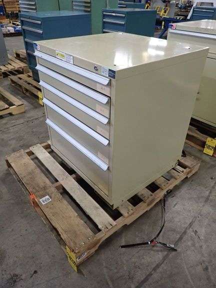 Stor-Loc 5-Drawer Tool Cabinet - Yellow Tag Auctions