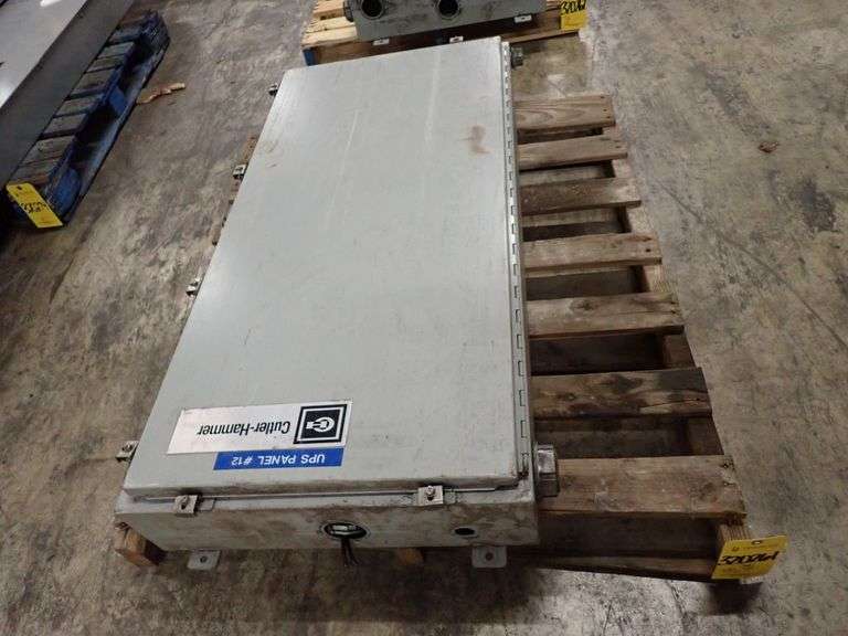 Cutler Hammer 100A Panelboard with Circuit Breakers with Cut Out Box ...