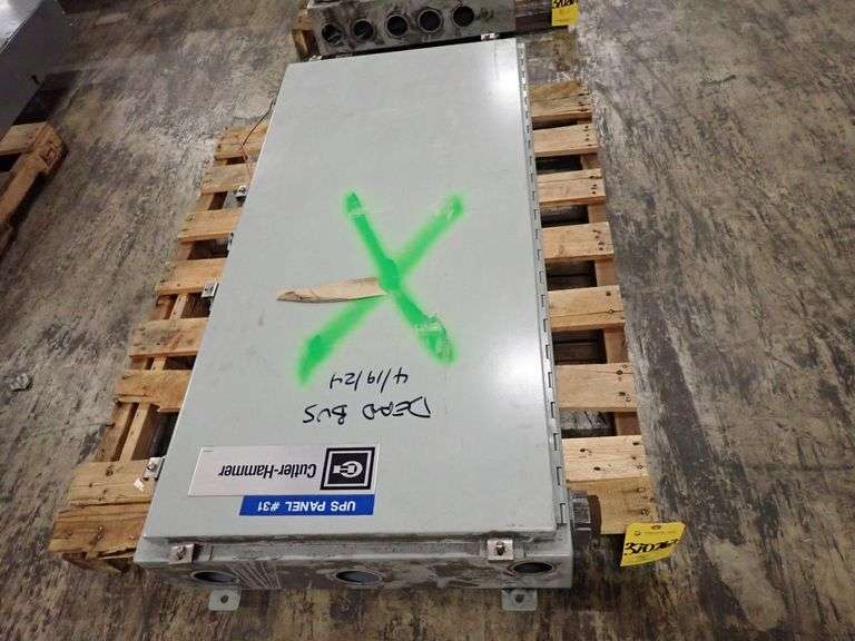 Cutler Hammer 100A Panelboard with Circuit Breakers with Cut Out Box ...