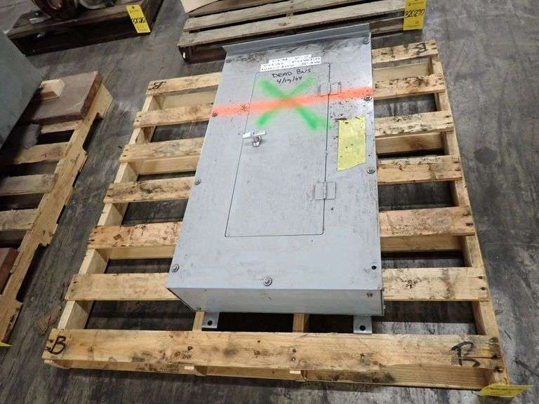 Cutler Hammer 100A Panelboard with Circuit Breakers with Cut Out Box ...