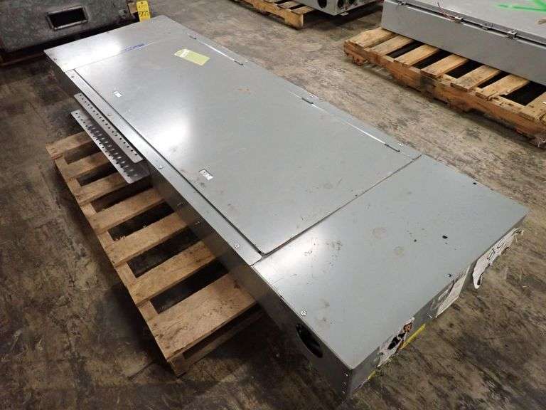 Square D 200A Panelboard with Circuit Breakers - Yellow Tag Auctions