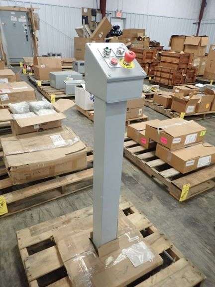 Controller with Pedestal and Base - Yellow Tag Auctions