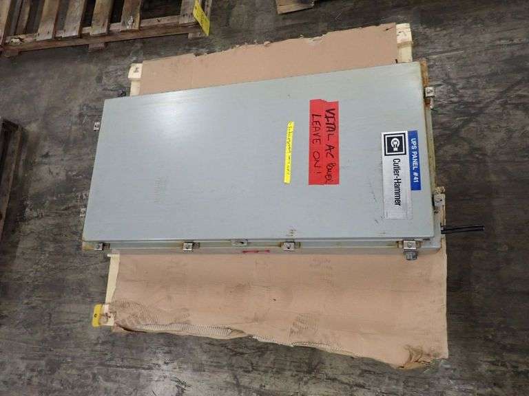 Cutler Hammer 100A Panelboard with Circuit Breakers and Cut Out Box ...