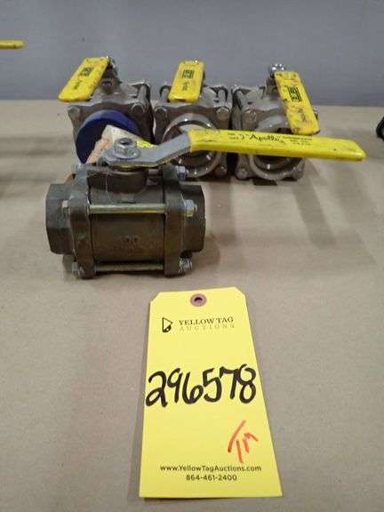 Lot of (4) Warren and Apollo Ball Valves - Yellow Tag Auctions