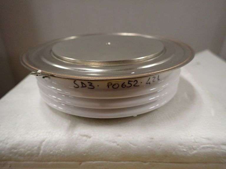 Lot of Diode Laser with Ferraz Shawmut Fuse Blocks - Yellow Tag Auctions