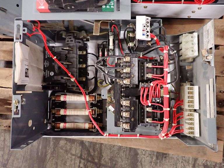 Lot of (5) Allen Bradley MCC Buckets - Yellow Tag Auctions