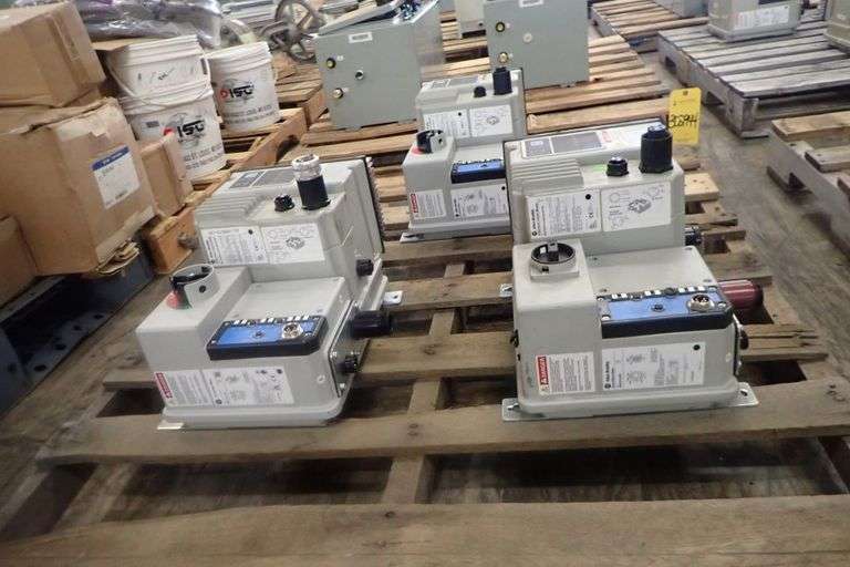 Lot of (3) Allen-Bradley Armorstart Control Modules with (1) Base ...