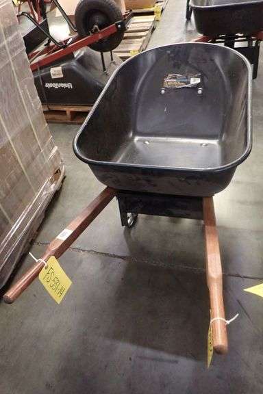 Lot of (2) Union Tools Wheelbarrows - Yellow Tag Auctions