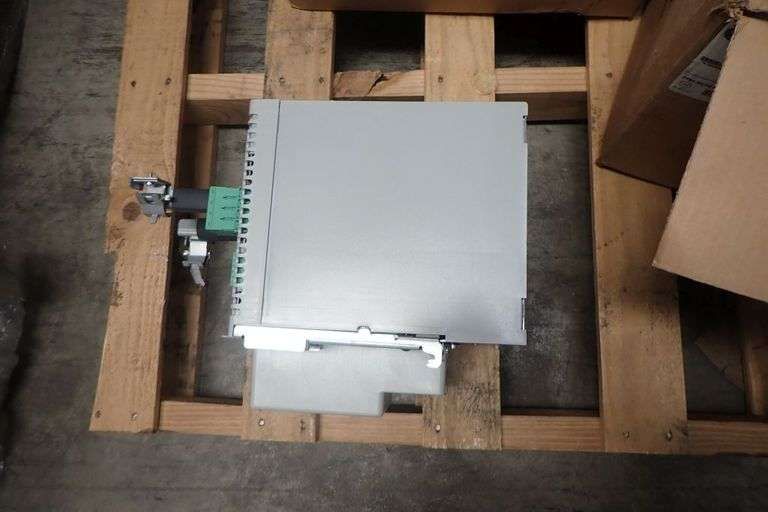 Lot of (2) Allen Bradley Integrated Axis Power Modules - Yellow Tag ...