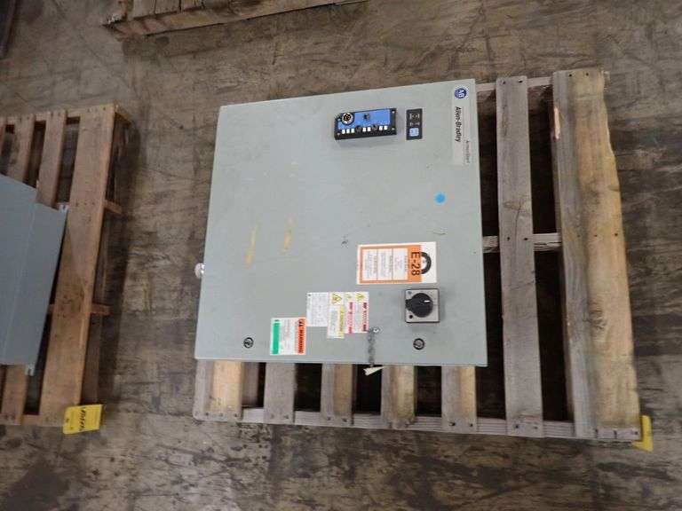Hoffman/Allen Bradley Industrial Control Panel - Yellow Tag Auctions