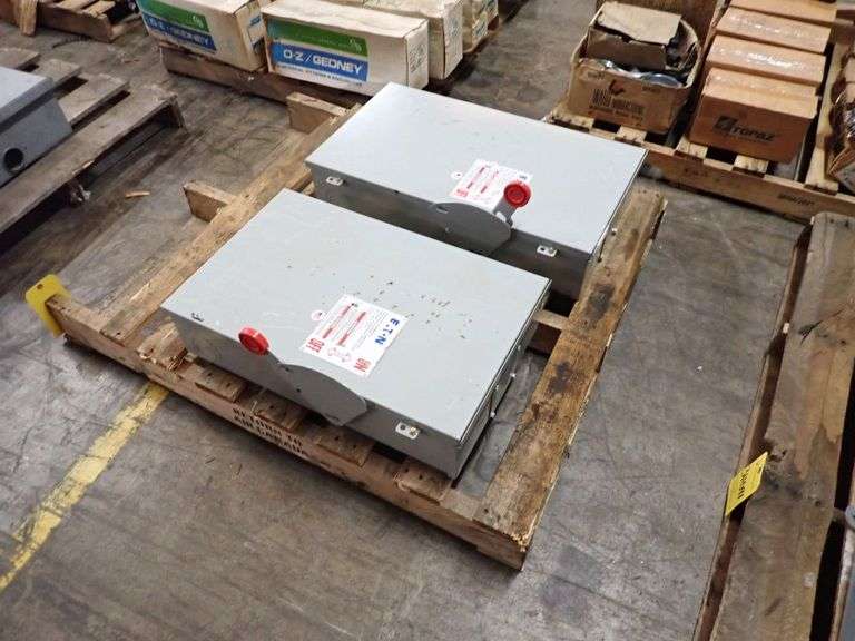 Lot of (2) Eaton 200A General Duty Safety Switches - Yellow Tag Auctions