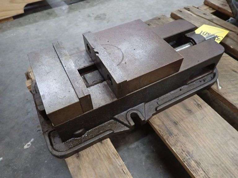 Mill Vise - Yellow Tag Auctions