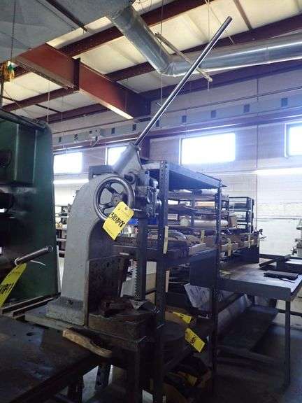 Famco 3-1/2C Arbor Press - Yellow Tag Auctions