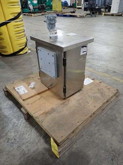 Chint Motor Operating Mechanism with Motor And Circuit Breakers ...