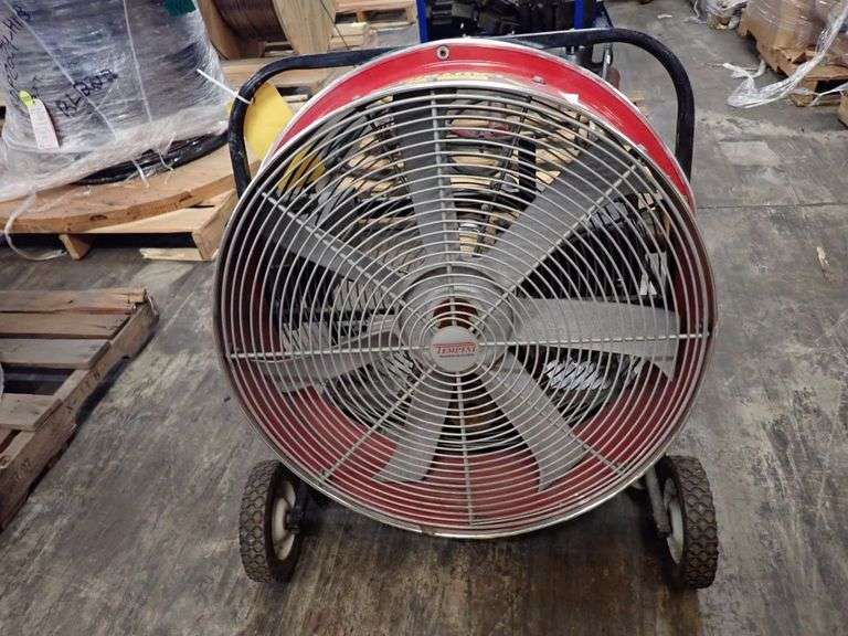 Tempest Power Blower with Honda 9.0HP Motor - Yellow Tag Auctions