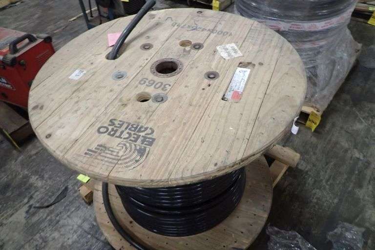 Reel of 600V Aluminum Electrical Wire - Yellow Tag Auctions