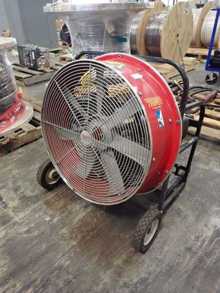 Tempest Power Blower with Honda 9.0HP Motor - Yellow Tag Auctions