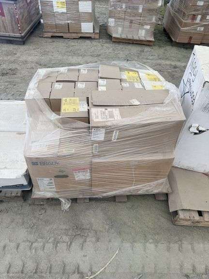 Brady i3300 Label Printer and Box of Labels - Yellow Tag Auctions
