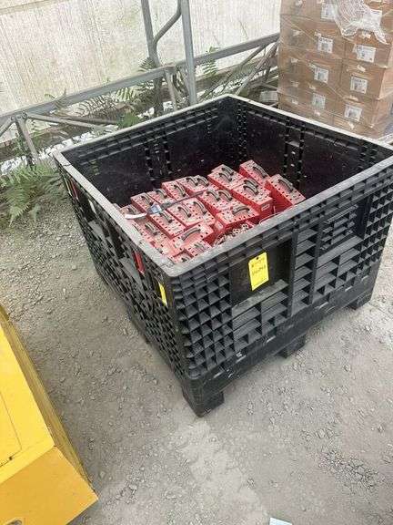 Crate of Master Lock Lock Boxes - Yellow Tag Auctions