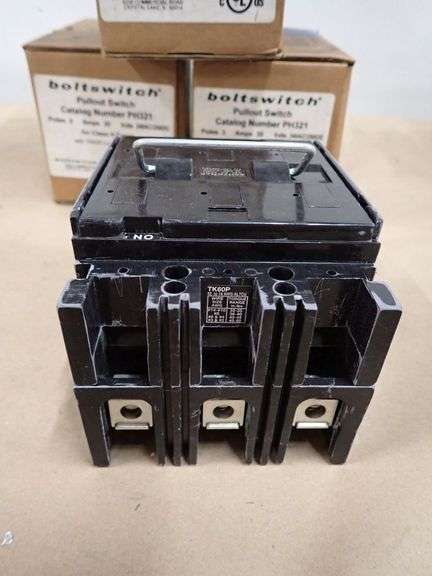 Lot of (3) Bolt Switch/Pullout Switch - Yellow Tag Auctions