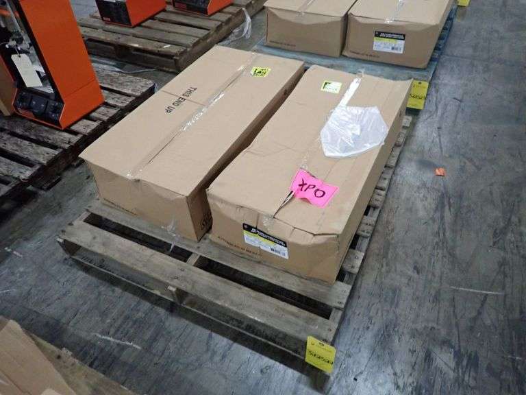Lot of (2) GE Semi Flush/Combination 200A Meter Socket Load Centers ...