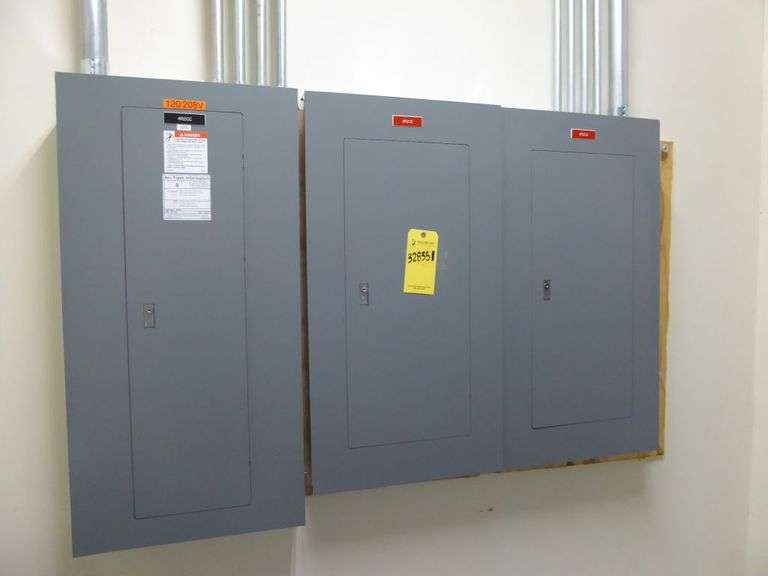 Lot of (3) Square D 225A Panelboards with Circuit Breakers - Yellow Tag ...