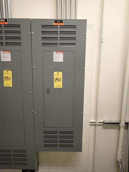 Square D 400A NQ442L Panelboard with Circuit Breakers - Yellow Tag Auctions