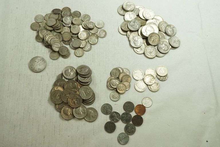 Lot of Assorted Coins - Yellow Tag Auctions