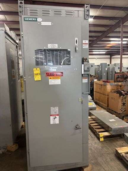 Siemens 15 KV 600A Enclosed Interrupter Switch - Yellow Tag Auctions