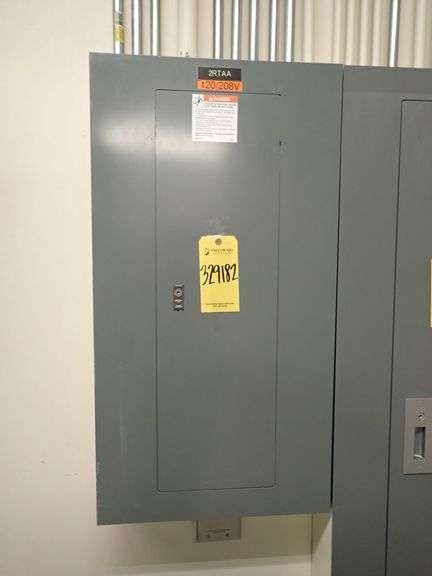 Square D NQOD 225A with Circuit Breakers - Yellow Tag Auctions