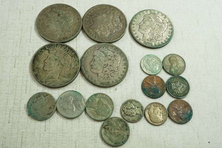 Lot of Assorted US Coins - Yellow Tag Auctions