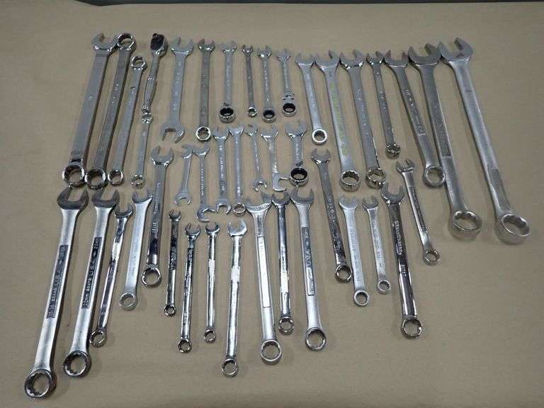 Lot of Assorted Wrenches - Yellow Tag Auctions