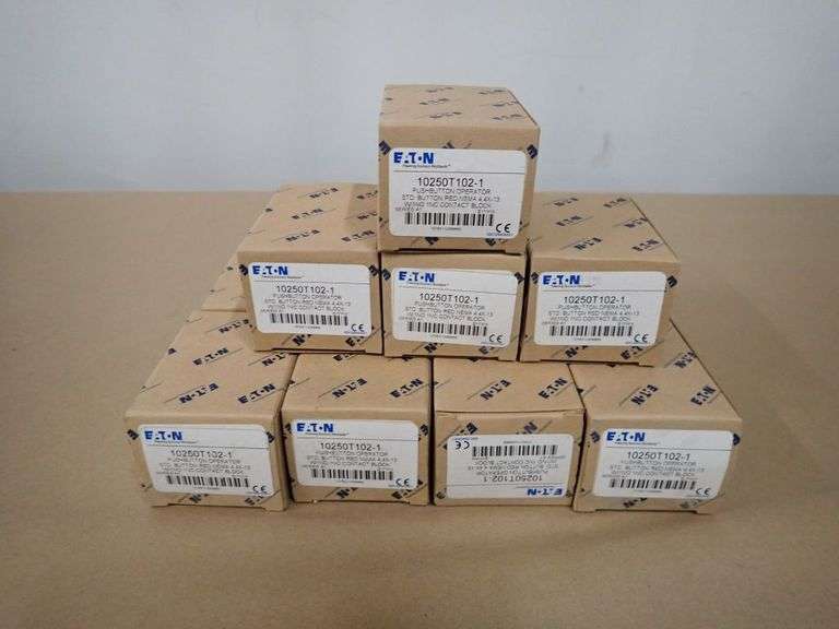 Lot of (12) Eaton Standard Red Buttons - Yellow Tag Auctions