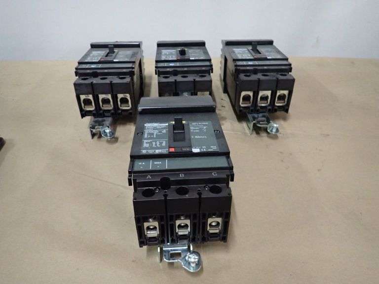 Lot of (4) Square D Power Pact Circuit Breakers - Yellow Tag Auctions