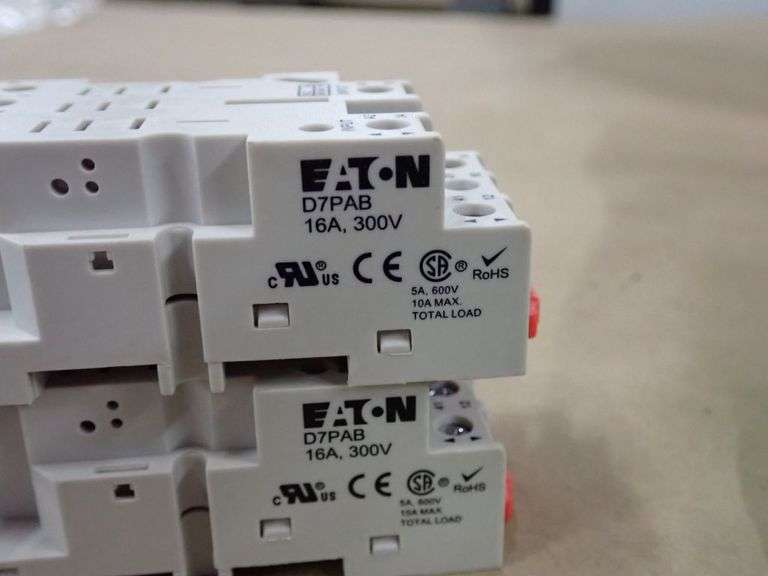 Lot of (18) Assorted Electrical Components - Yellow Tag Auctions