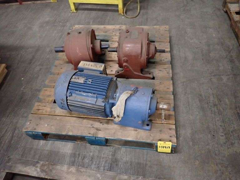 Sew Eurodrive Motor and (2) Westinghouse Moduline Gearboxes - Yellow ...