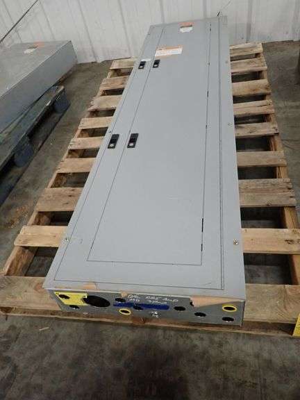 GE A Series 225A Panelboard with Circuit Breakers - Yellow Tag Auctions