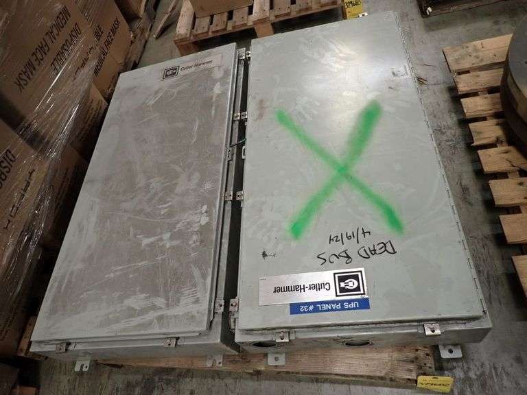 Lot of (2) Cutler Hammer Electrical Boxes with Circuit Breakers ...