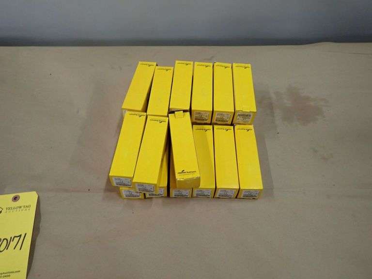 Lot of (21) Cooper Eaton Bussmann Fuses - Yellow Tag Auctions