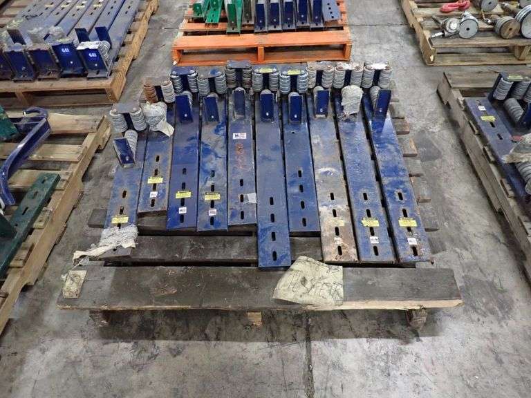 Lot of (10) Current Tools Radius Cable Rollers - Yellow Tag Auctions