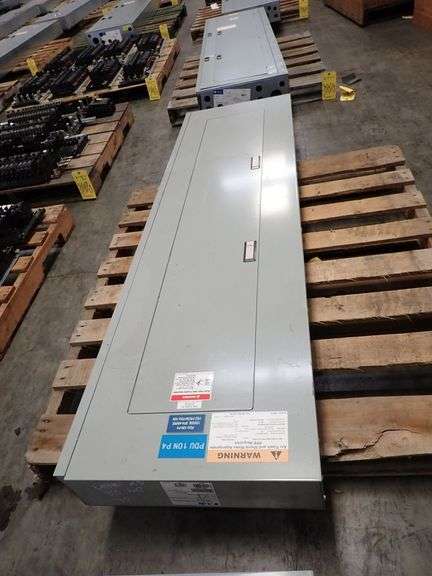 Eaton Pow-R-Line PRL1A 150A Panelboard with Circuit Breakers - Yellow ...