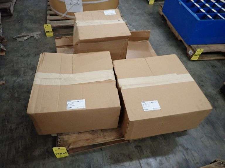 Lot of (2) Boxes of Rexnord Couplings and Covers - Yellow Tag Auctions