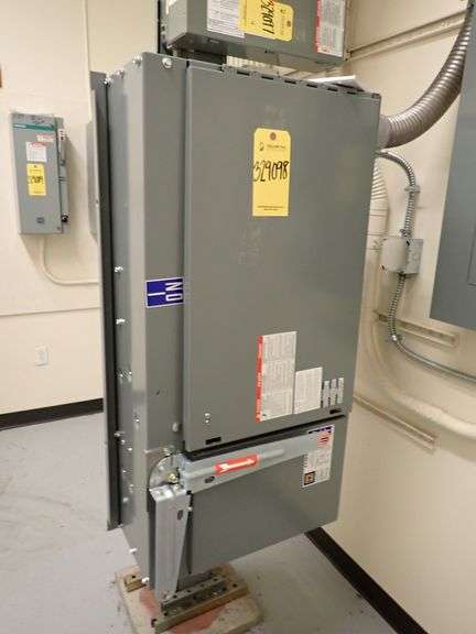 Square D I-Line Busway Unit - Yellow Tag Auctions