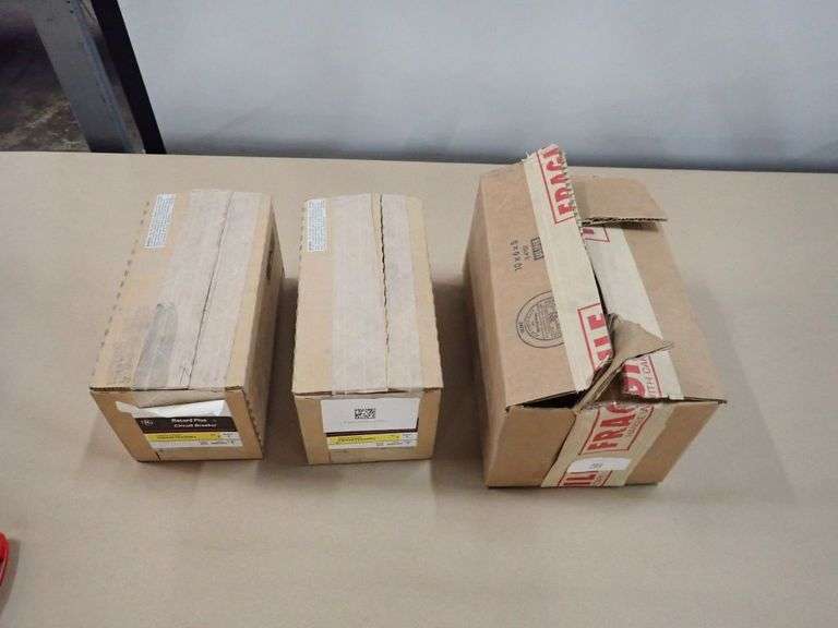 Lot of (3) Assorted Circuit Breakers - Yellow Tag Auctions