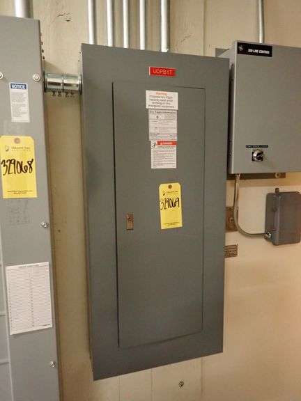 Square D 200A NF Panelboard with Circuit Breakers - Yellow Tag Auctions