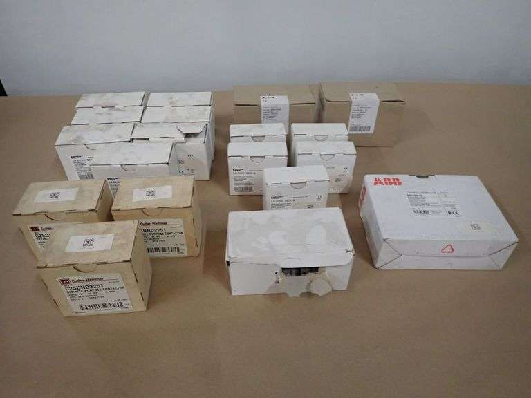 Lot of Assorted Components - Yellow Tag Auctions