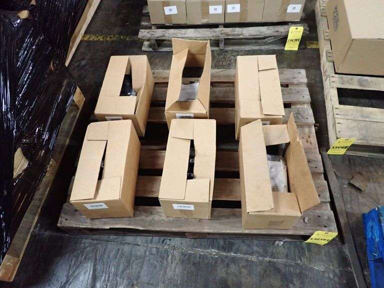 Lot of (6) Square D 400A Circuit Breakers - Yellow Tag Auctions