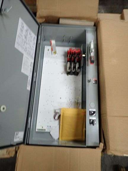 Lot of (2) Eaton Combination Pump Panels with Fused Disconnects ...