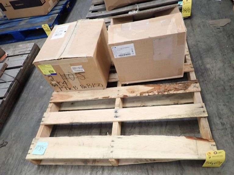 Lot of (2) Square D Electrical Components - Yellow Tag Auctions